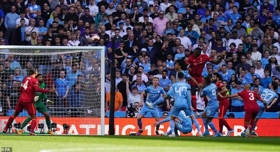 ليفربول يهزم السيتي ويبلغ نهائي كأس الاتحاد الإنجليزي التأمل